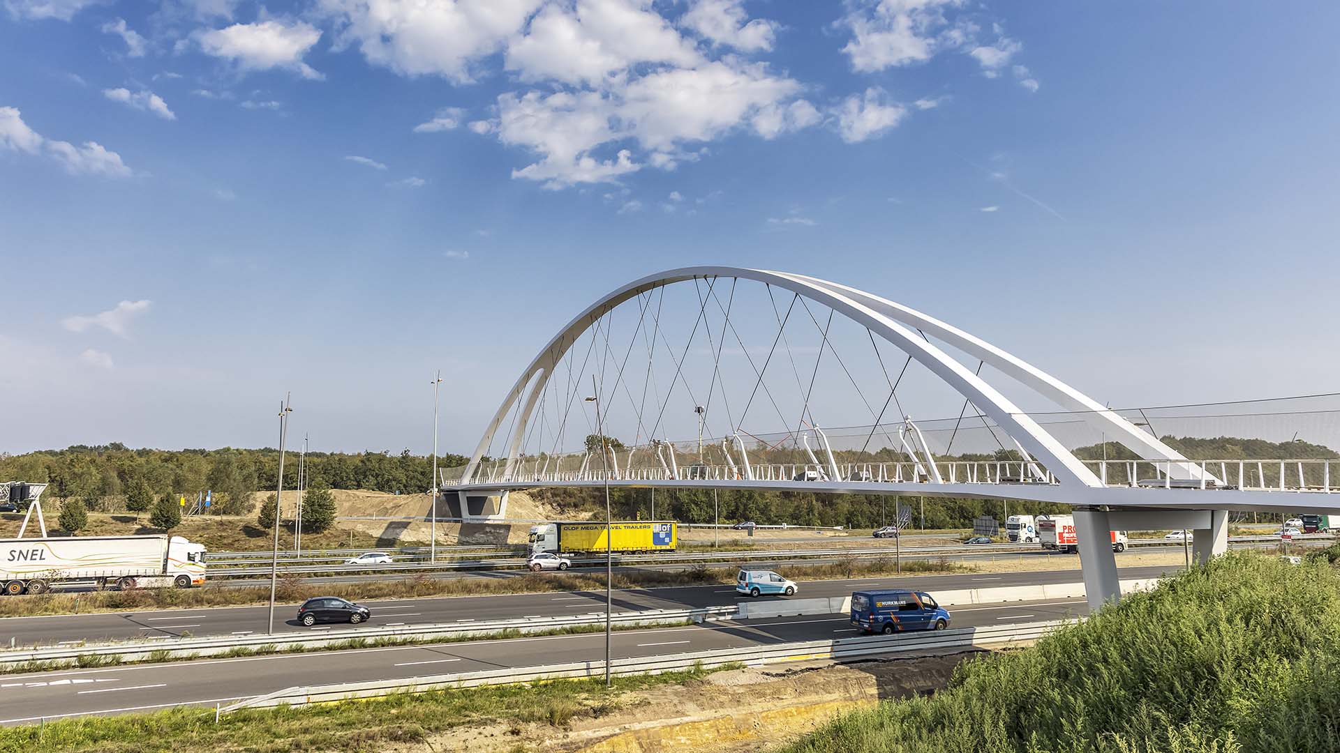 slender network arch bridge nearing completion - ipv Delft creative ...